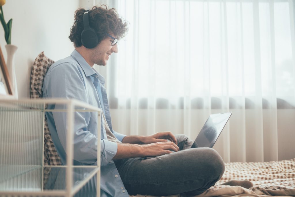 Your Diligo Benefits–Freedom, Security & Seamless Payrolling